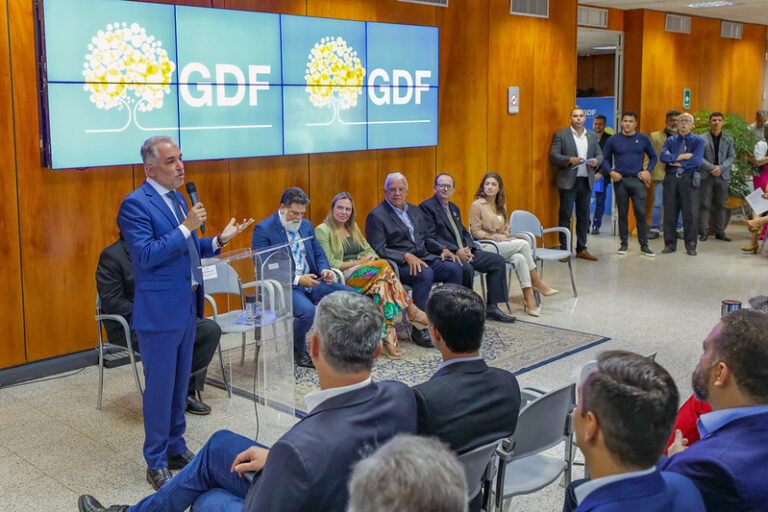GDF apresenta novo Plano Diretor de Transporte Urbano - ACORDA DF